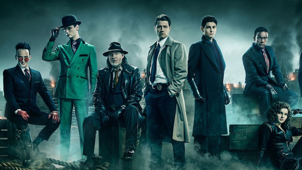Gotham Cast Assembles for Final Season Promo Art - Comic Book Movies ...