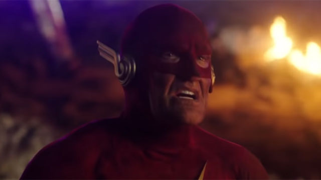 The '90s Flash Returns in Supergirl's Elseworlds Teaser Scene