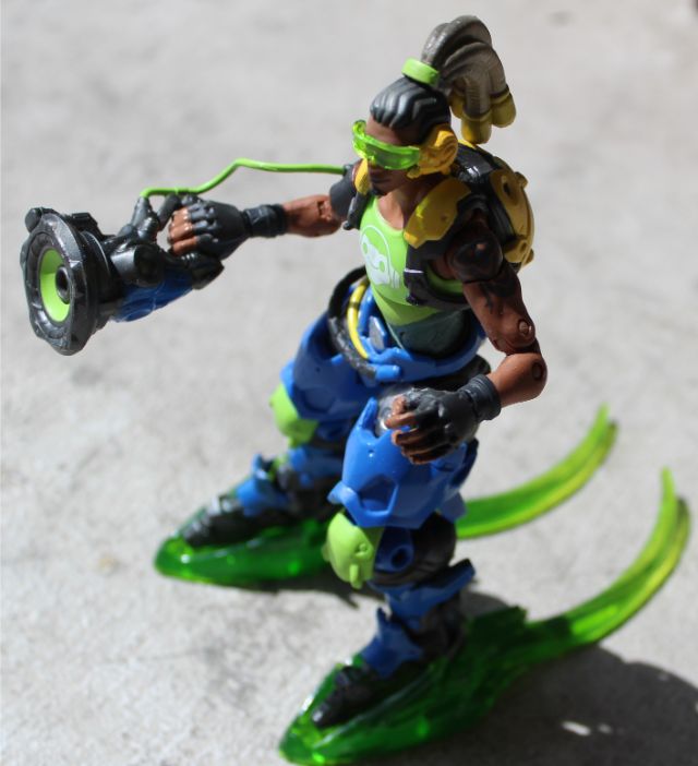 Review: Hasbro's New Overwatch Ultimates Action Figures