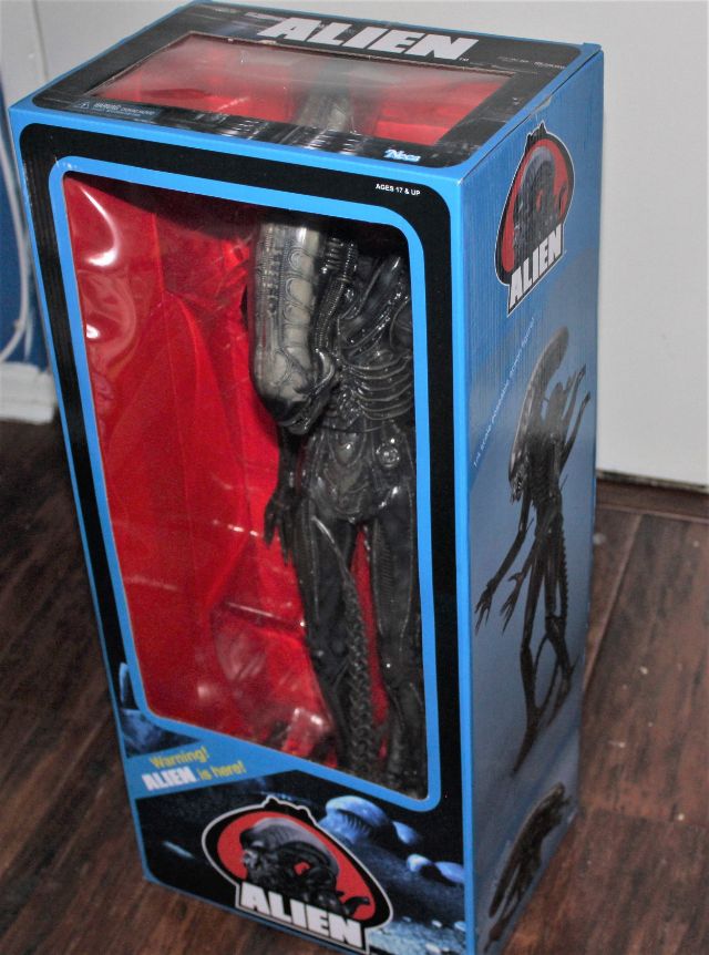 Review: 40th Anniversary Quarter-Scale Alien Action Figure