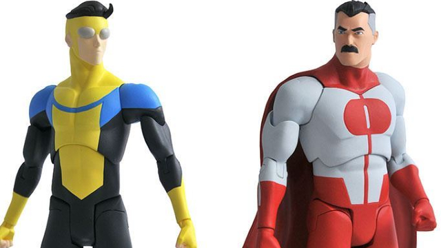Invincible Animated Series to Get Action Figures From Diamond Select