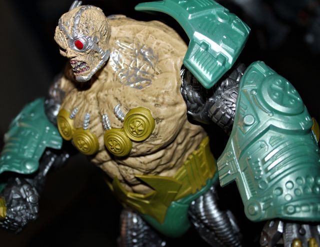 Toy Review: Spawn Boxed Figures Series 2 and Bloody Variants