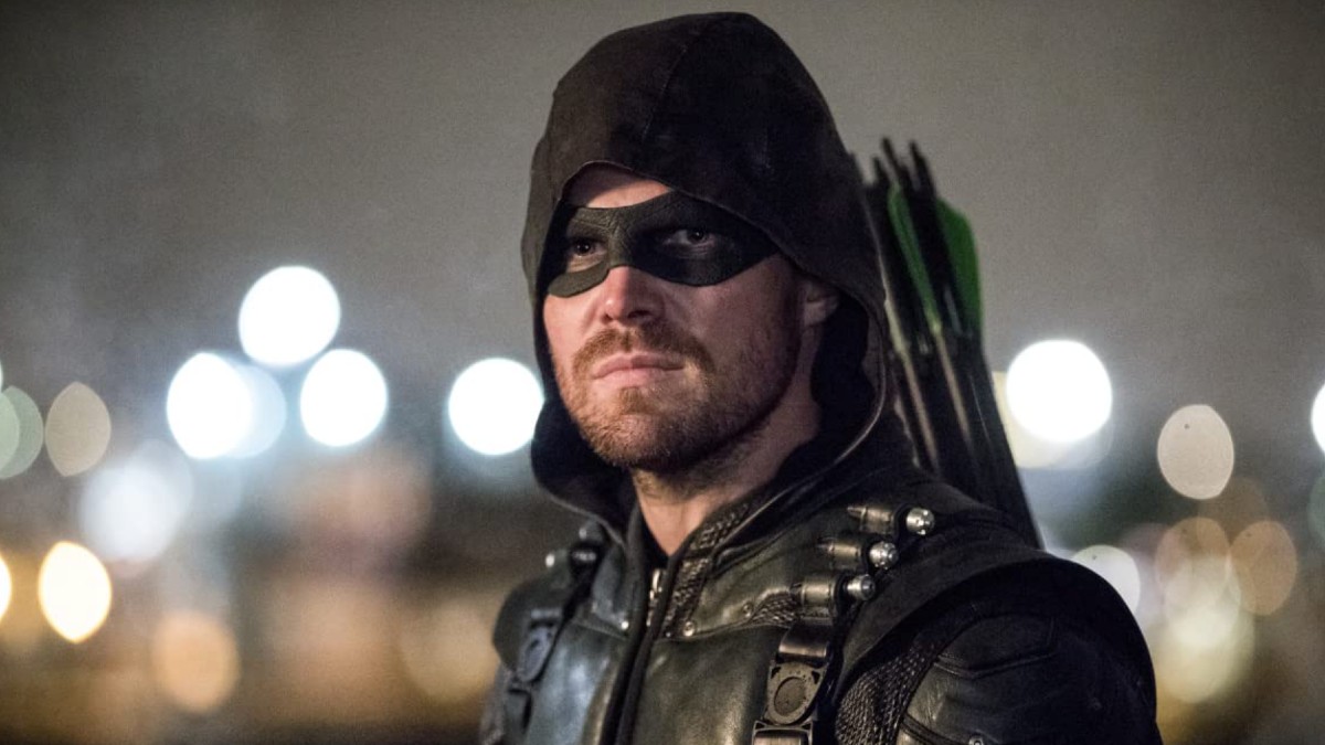 John Barrowman Upgraded to Series Regular for Arrow Season 3 - Comic ...