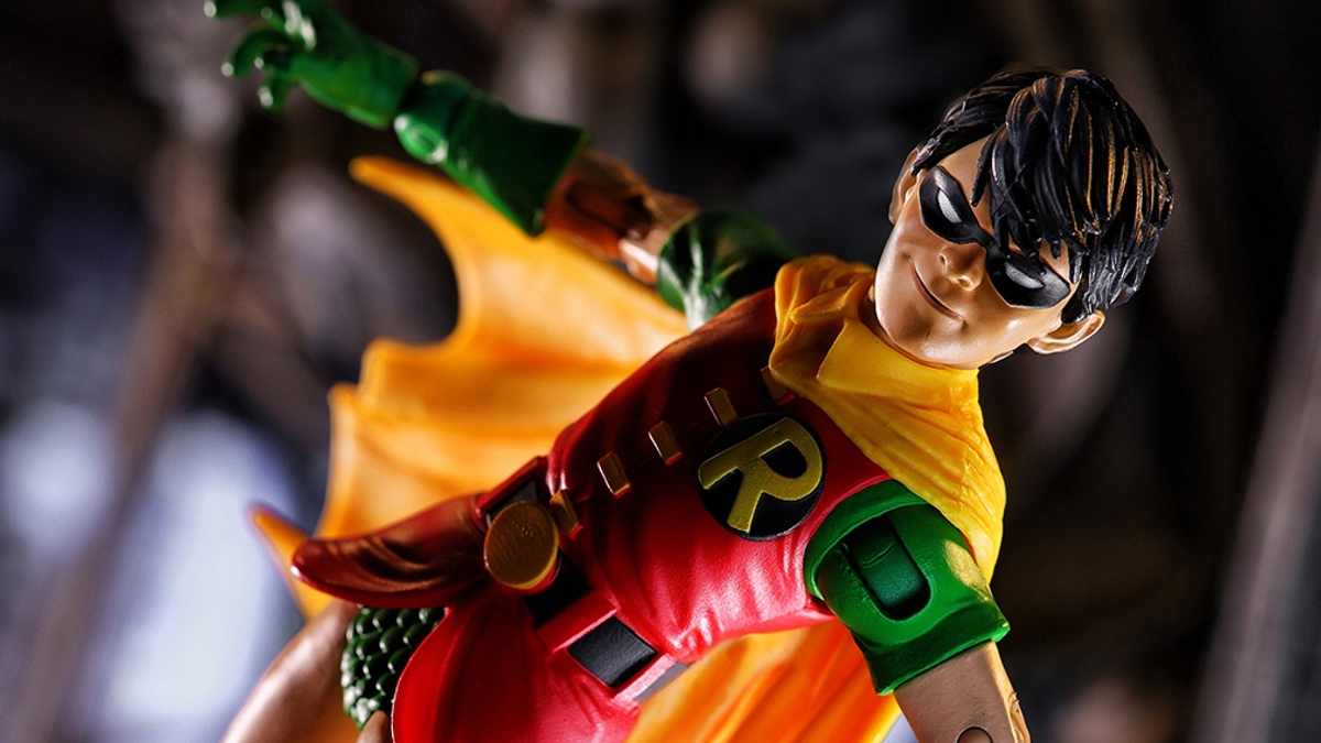 McFarlane Toys Introduces a Classic Robin Figure, as an Exclusive