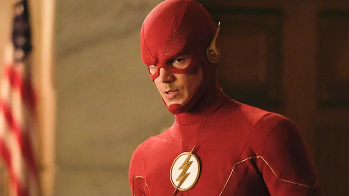 The Flash Showrunner Teases More 'Graphic Novels' in Season 7