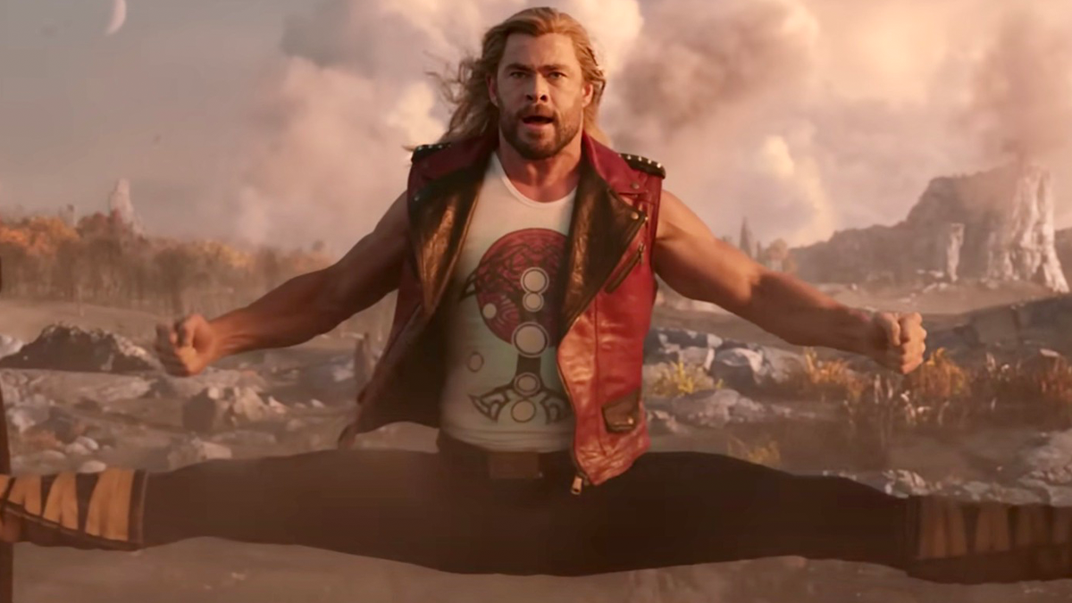 Thor - SuperHeroHype