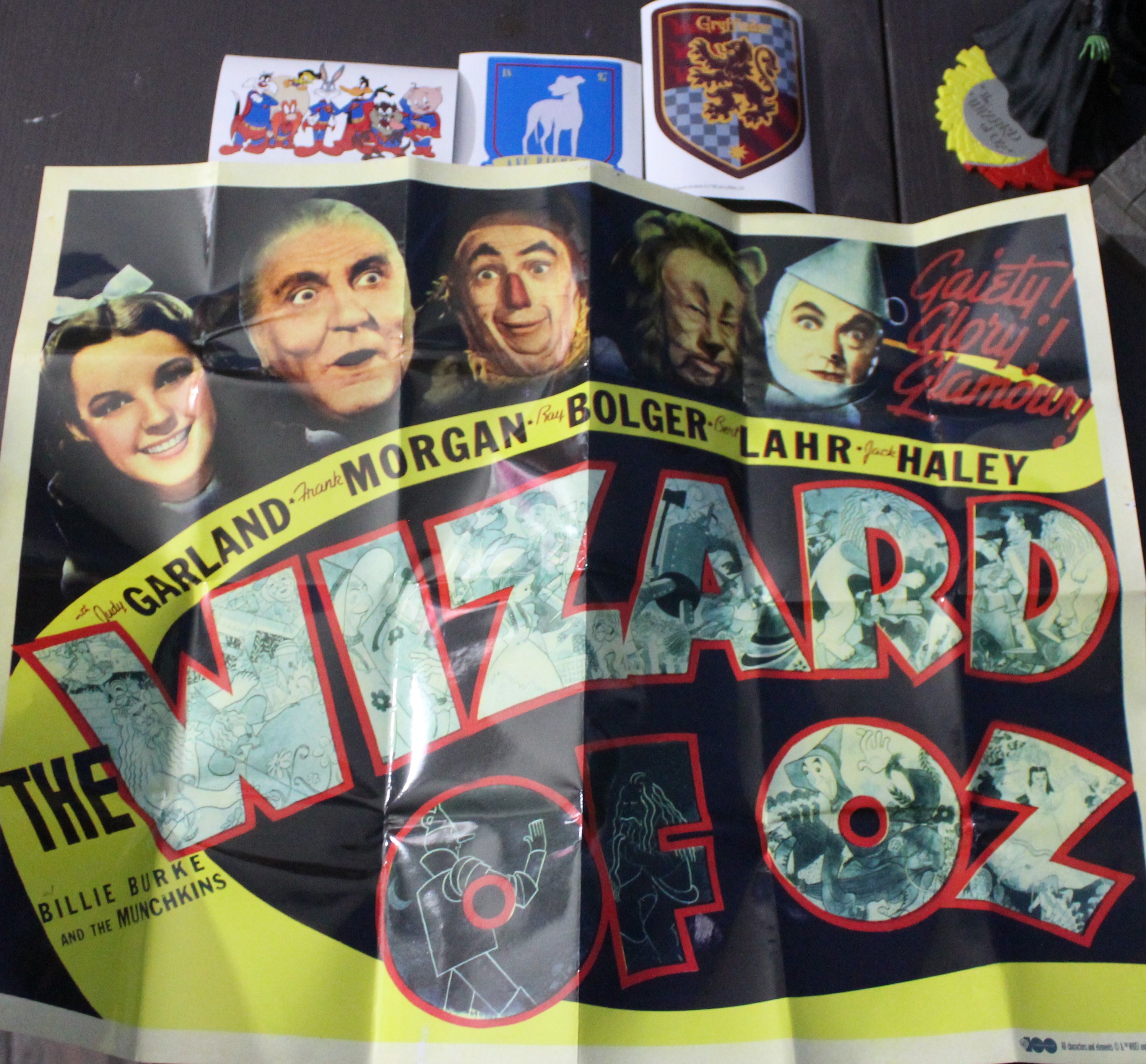 Toy Review: McFarlane WB 100 Movie Maniacs Series 1