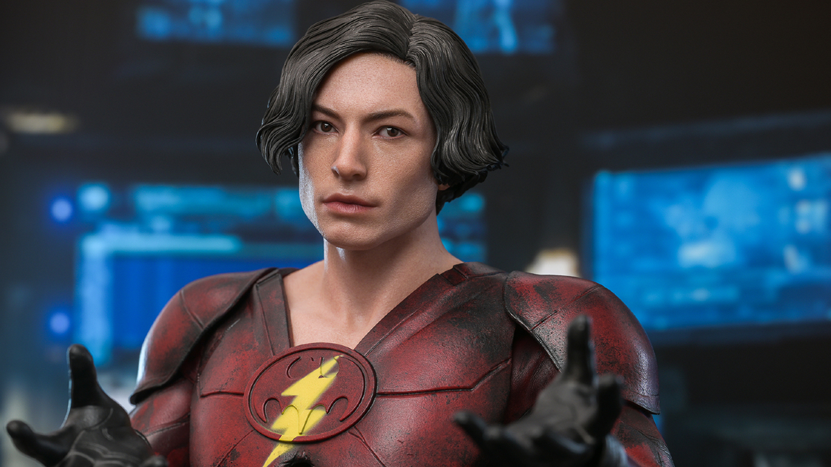 Grodd vs. Barry, and Oliver Returns in New Photos from The Flash ...