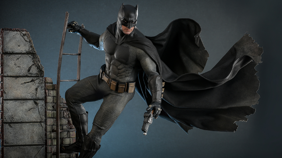 Hot Toys Gives the Snyderverse Affleck Batman a Makeover