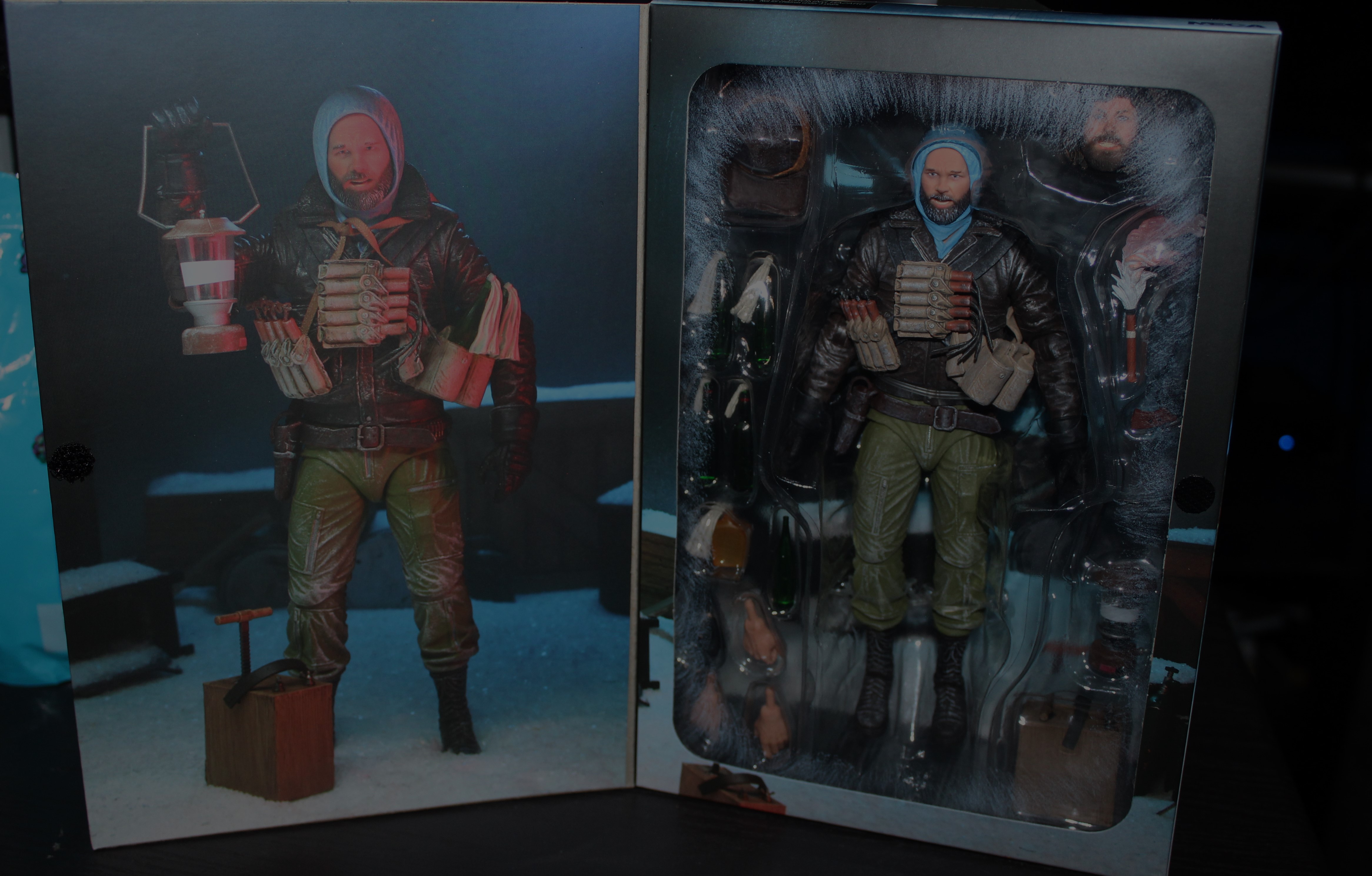 The Thing MacReady (Last Stand) Figure by NECA Toy Review