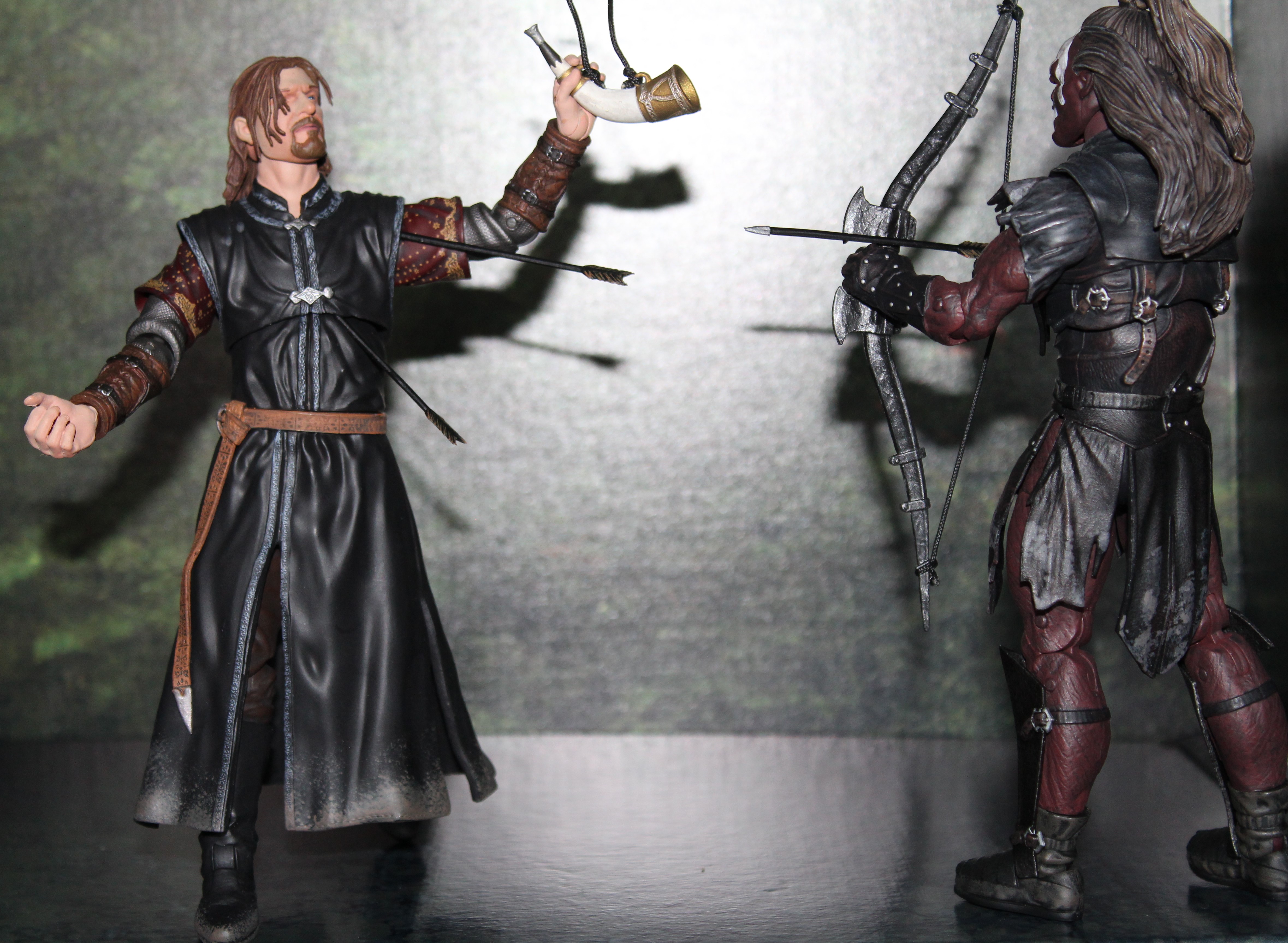 Diamond Select Lord of the Rings Boromir and Lurtz Toy Review