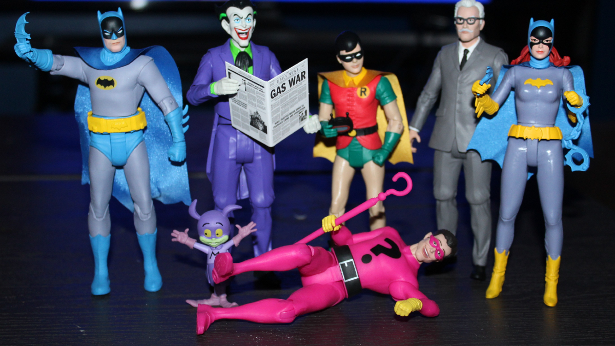 Zack Snyder Reveals Batman and the Batmobile! - Comic Book Movies and ...