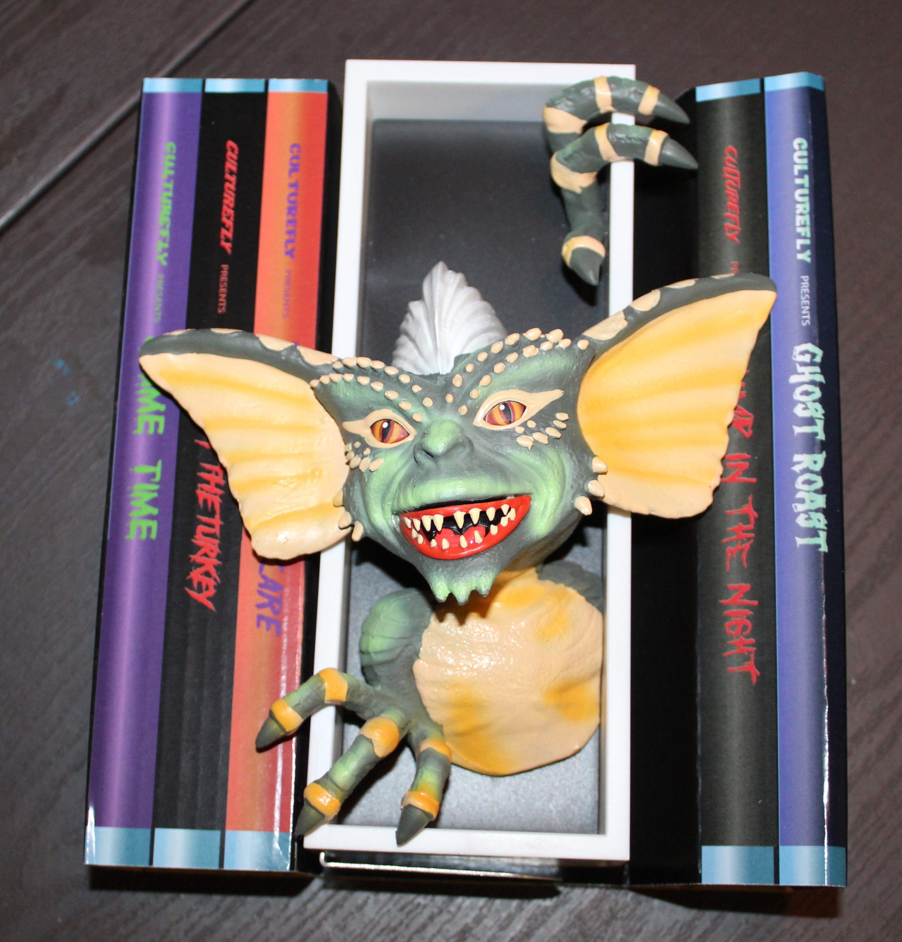 Gremlins Book Nook by Culturefly/Nacelle Toy Review