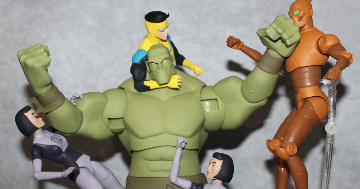 Invincible Figures by Diamond Select: Toy Review