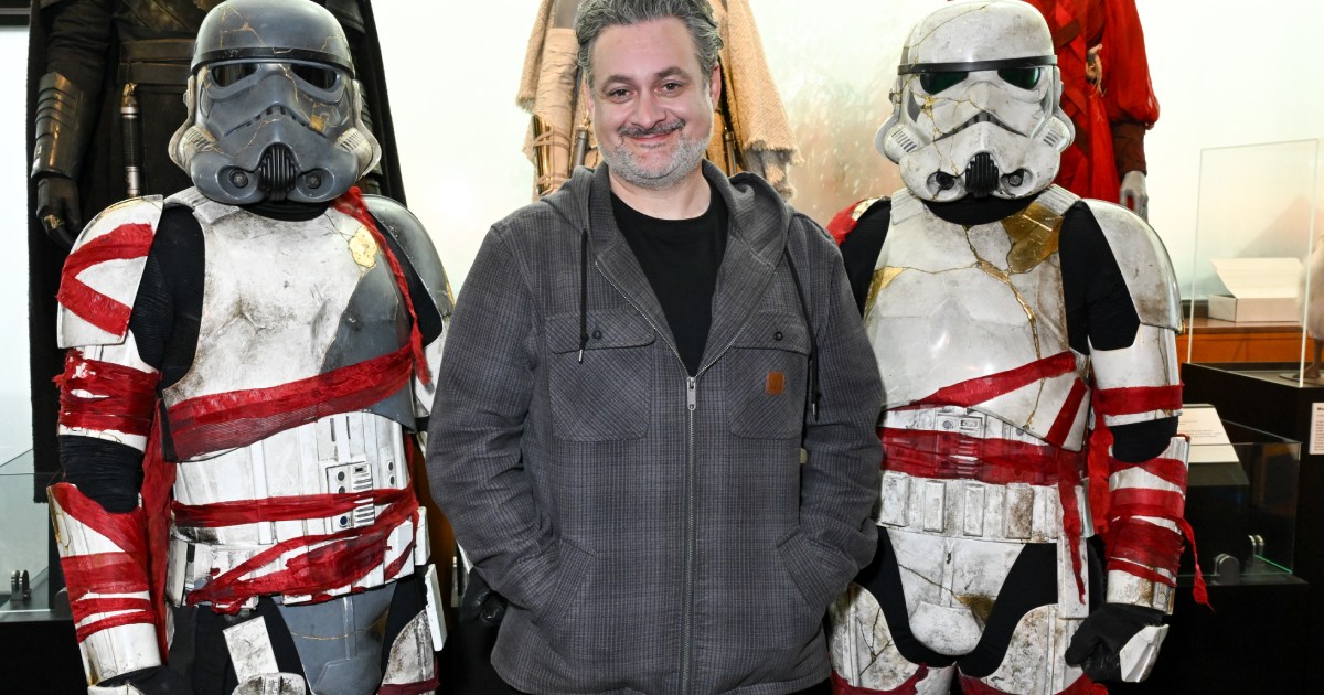 Star Wars’ Dave Filoni Gives Update on His New Republic Movie - Comic ...