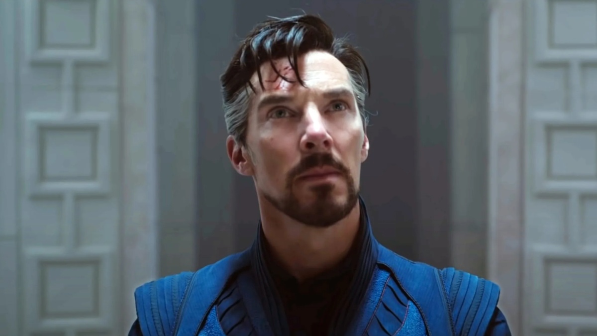 20 More Photos from the Doctor Strange Set!
