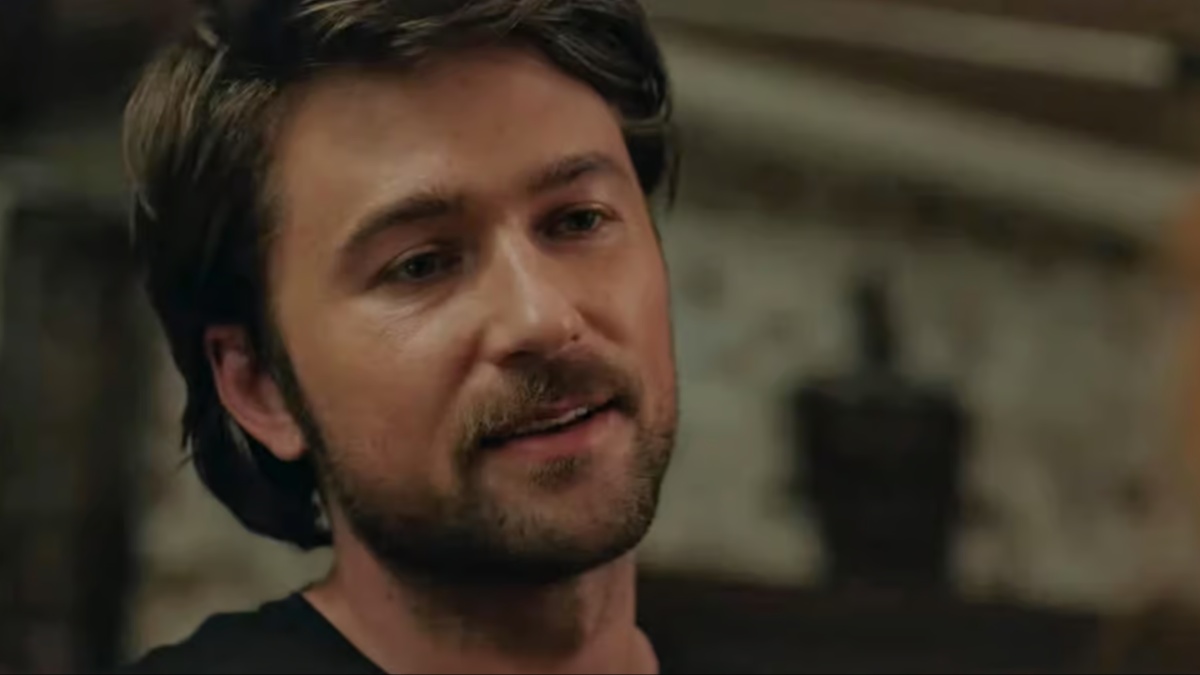 Brandon Sklenar Wants To Be Batman in James Gunn's DCU - Comic Book ...