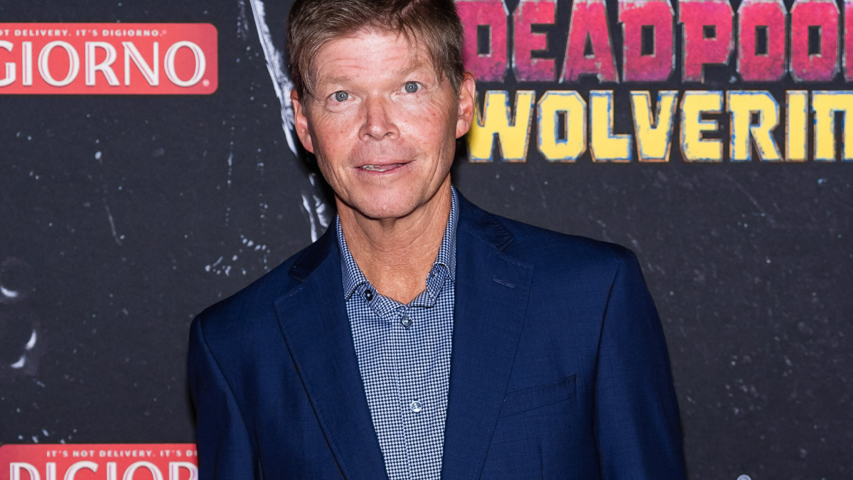 Deadpool Creator: ‘Kevin Feige Does Not Treat Comic Book Creators Well ...