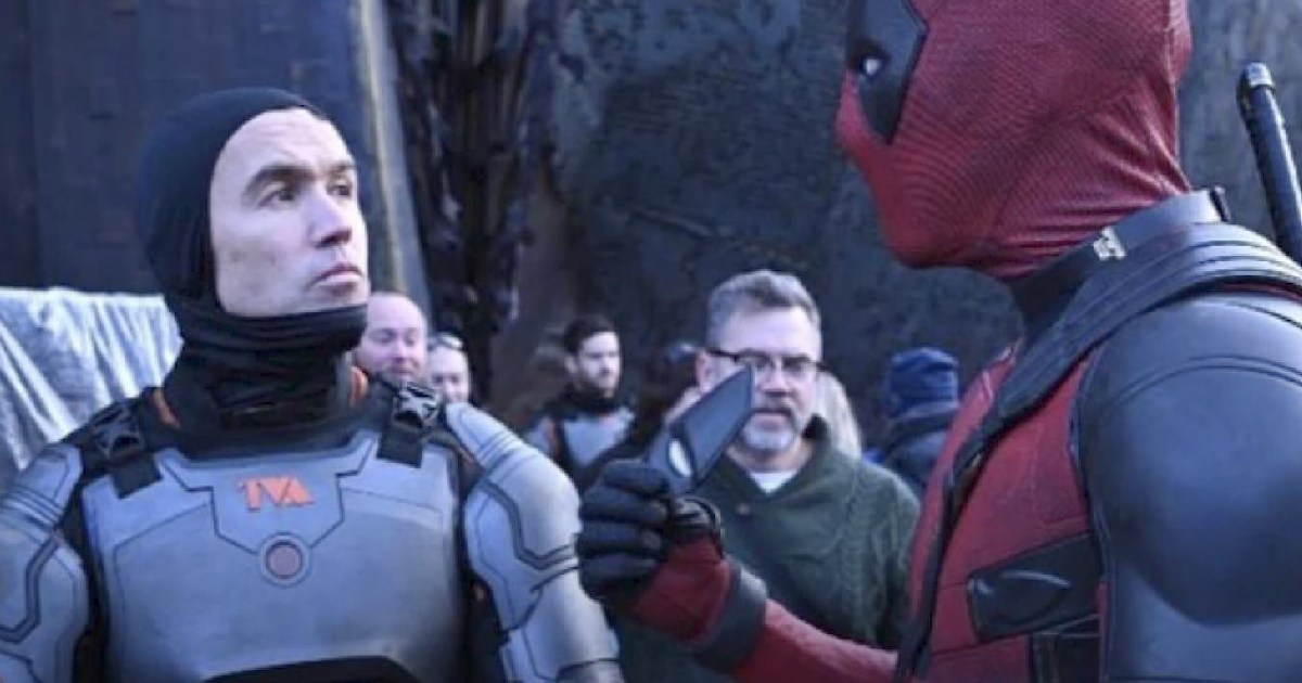 Ryan Reynolds Makes Fun of Rob McElhenney’s Cut Deadpool Cameo, Watch ...
