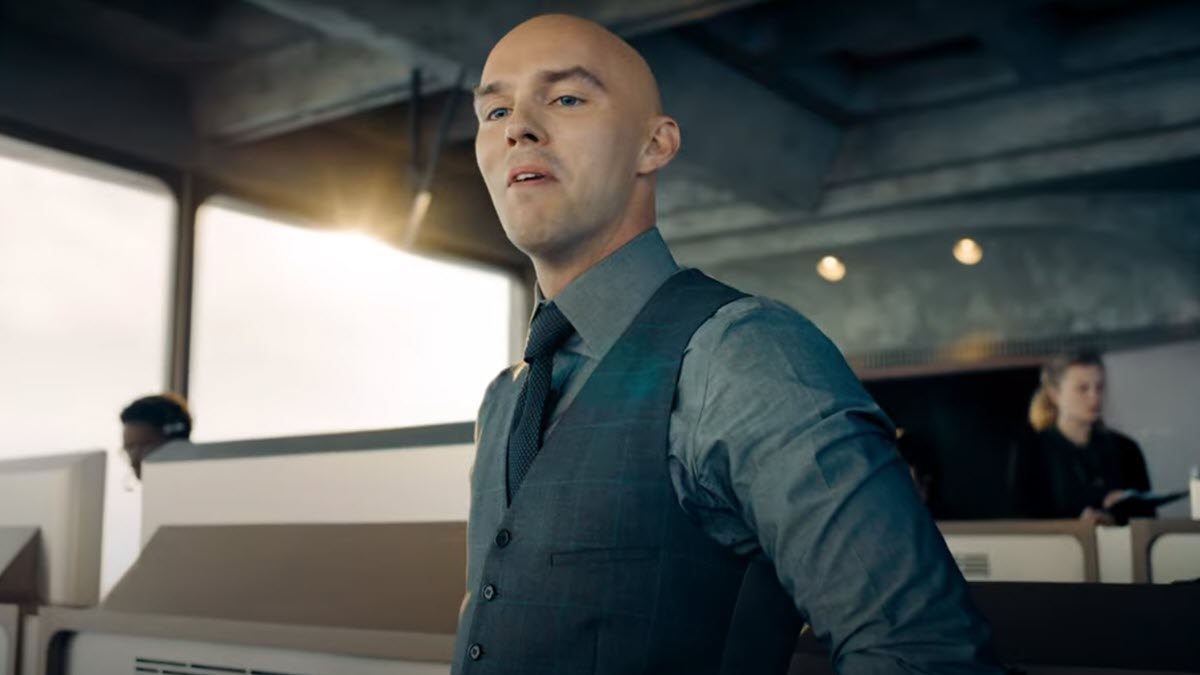 Absolute Lex Luthor Gets Surprising Makeover in First-Look Photo ...