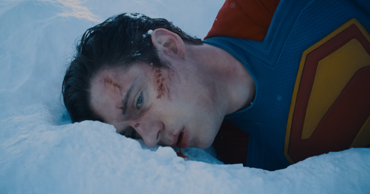 Why Superman Is So Weak & Beaten up in New Trailer - Comic Book Movies ...