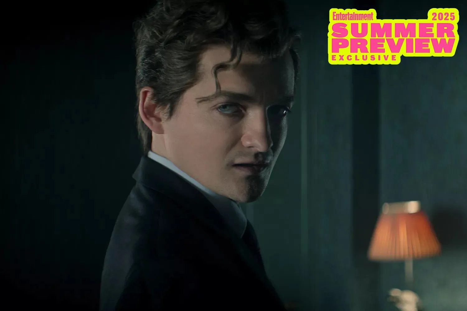 The Sandman Season 2 Images Reveal Puck & Destruction, Showrunner ...