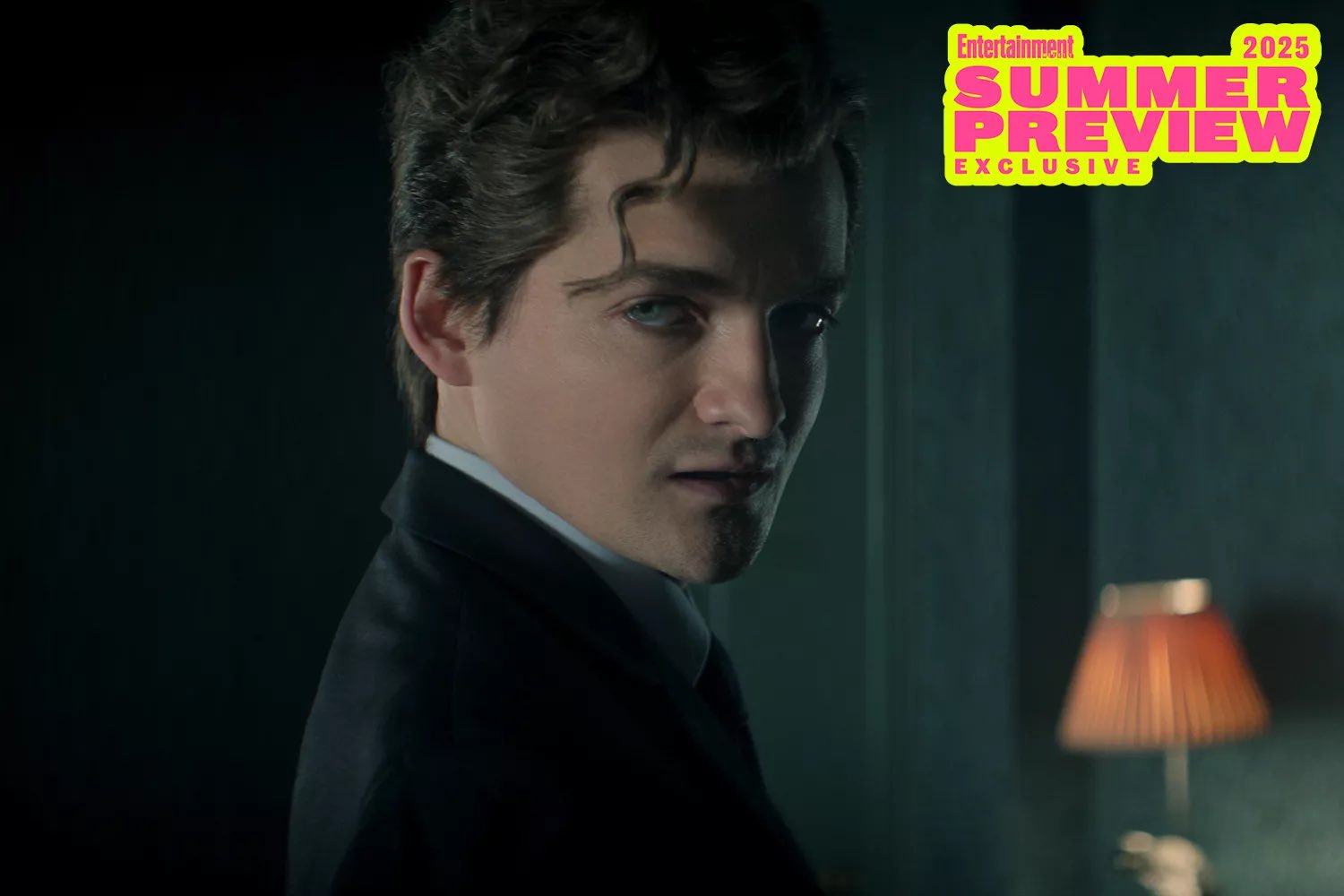 The Sandman Season 2 Images Reveal Puck & Destruction, Showrunner ...