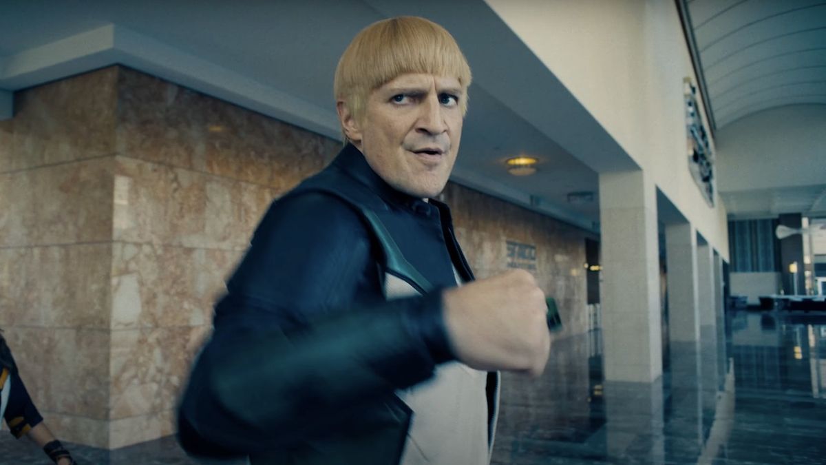 Superman: Green Lantern Guy Gardner’s Bowl Cut Explained by Nathan Fillion