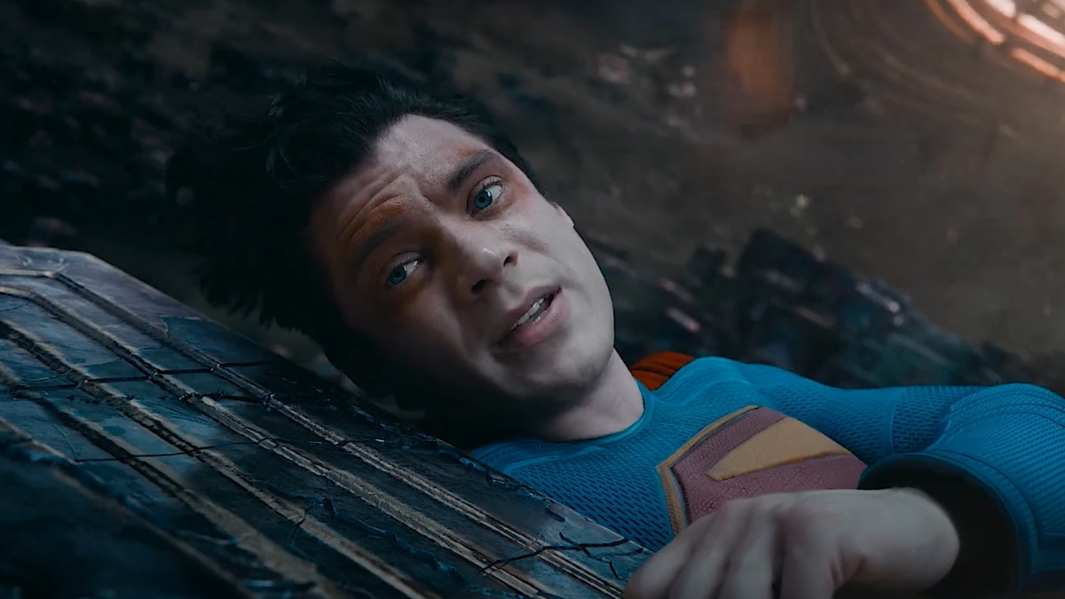 Superman's Nathan Fillion on Guy Gardner's Green Lantern: 'He's a Jerk ...