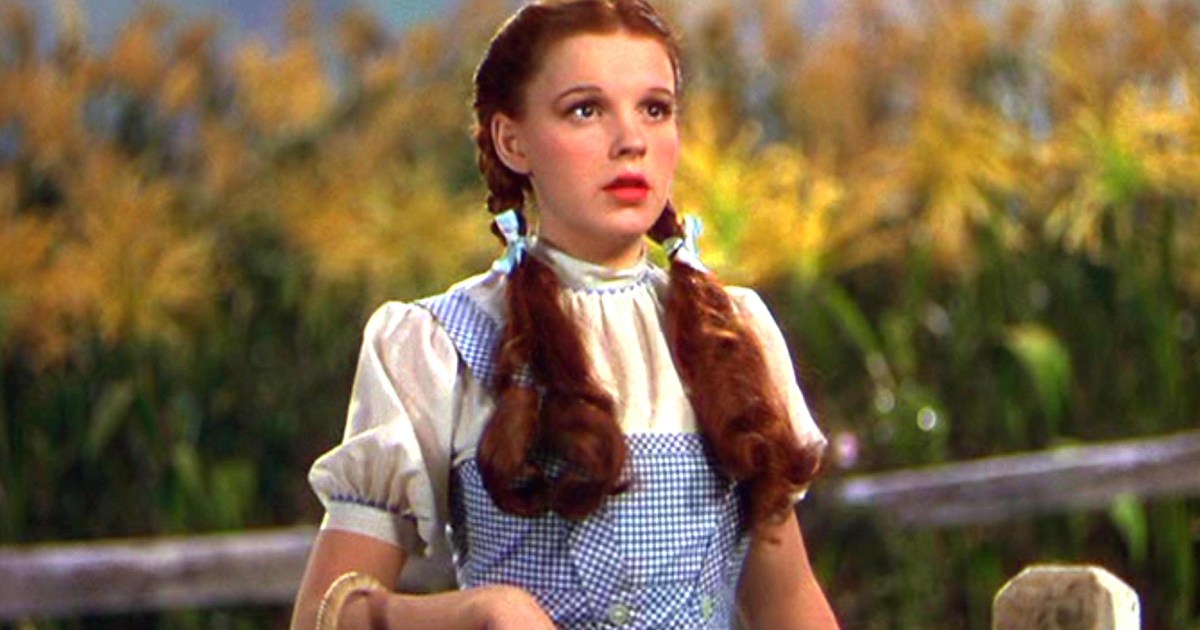 Wicked 2 Update: New Figure Gives First Look at Dorothy - Comic Book ...