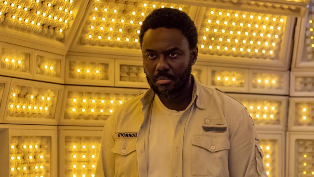 Alien: Earth Reveals Why Morrow Didn't Save Captain Zaveri - Comic Book ...