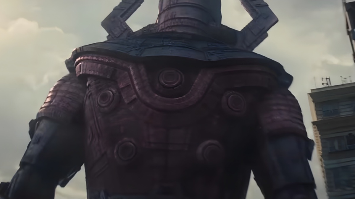 Fantastic Four’s Ralph Ineson Looks Terrifying in Galactus Suit Photo ...