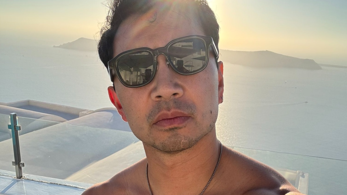 Simu Liu Goes Shirtless With Shang-Chi Physique Post Avengers: Doomsday ...