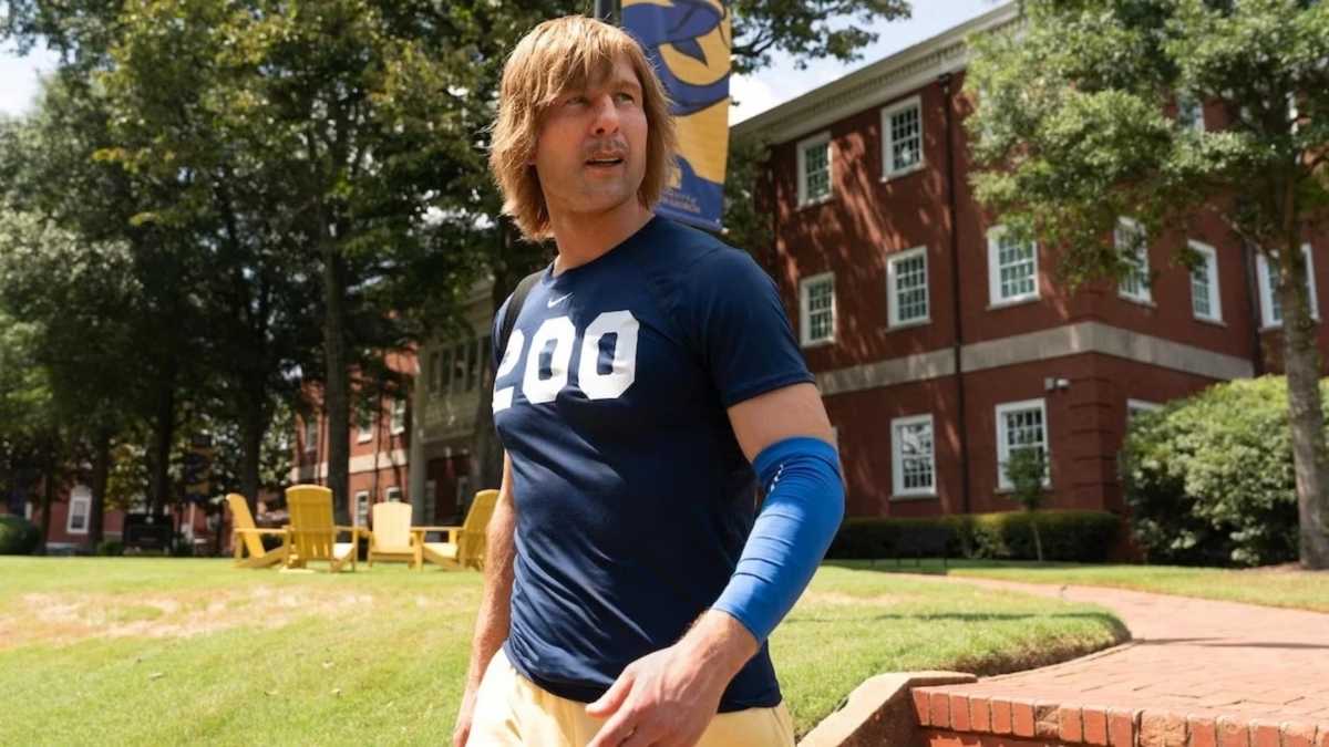Glen Powell Gives Disappointing Update on Captain Planet Reboot - Comic ...