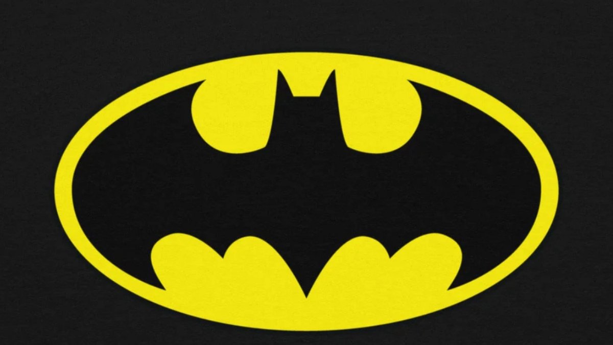 Iconic Batman Suit Fetches Way More Than Wonder Woman Suit at Auction ...