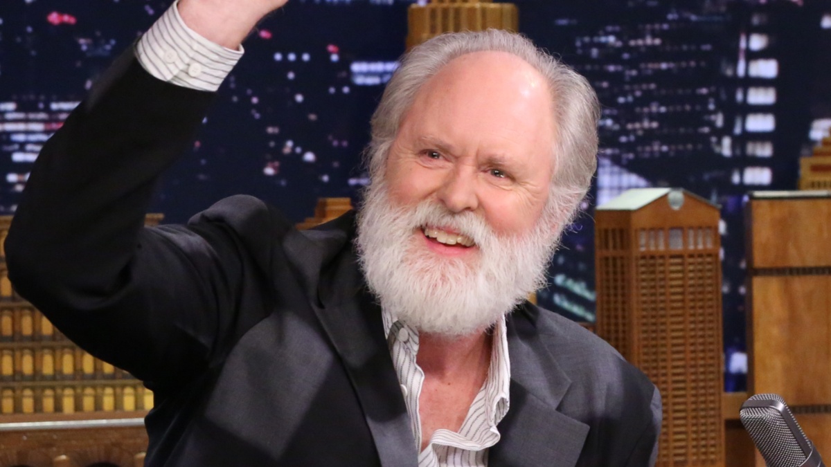 Harry Potter TV Show: John Lithgow's Long Dumbledore Beard Draws Mixed ...