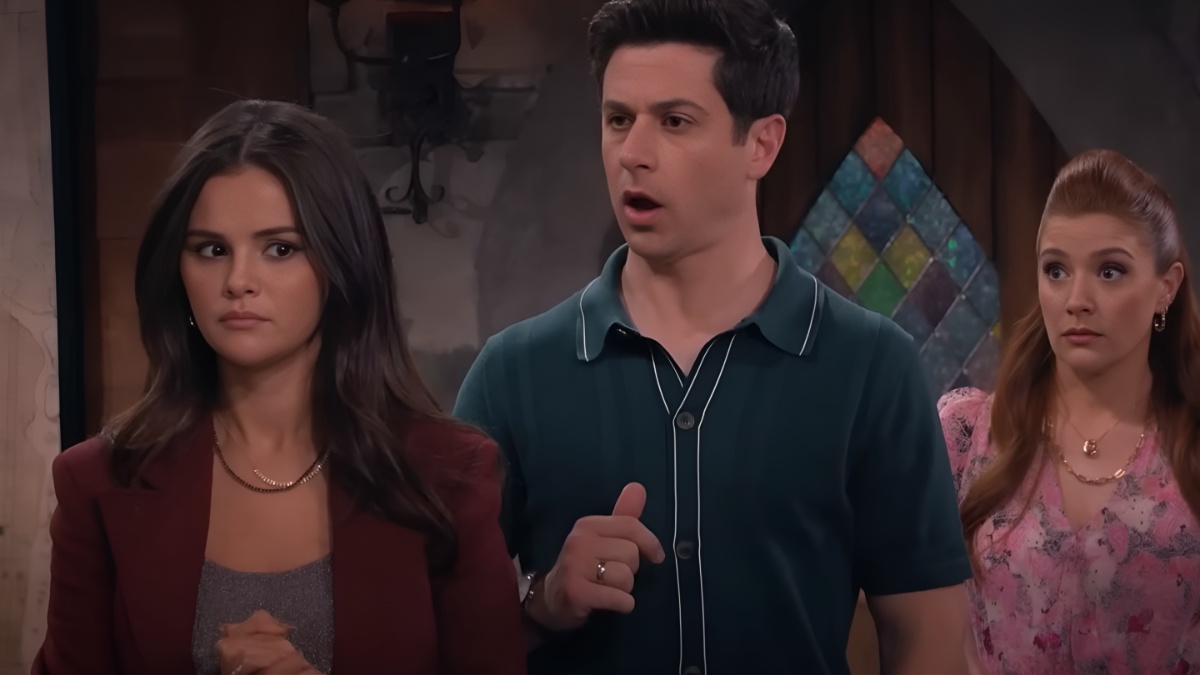 Wizards Beyond Waverly Place Cast Reacts to Alex Twist in Season 2 ...