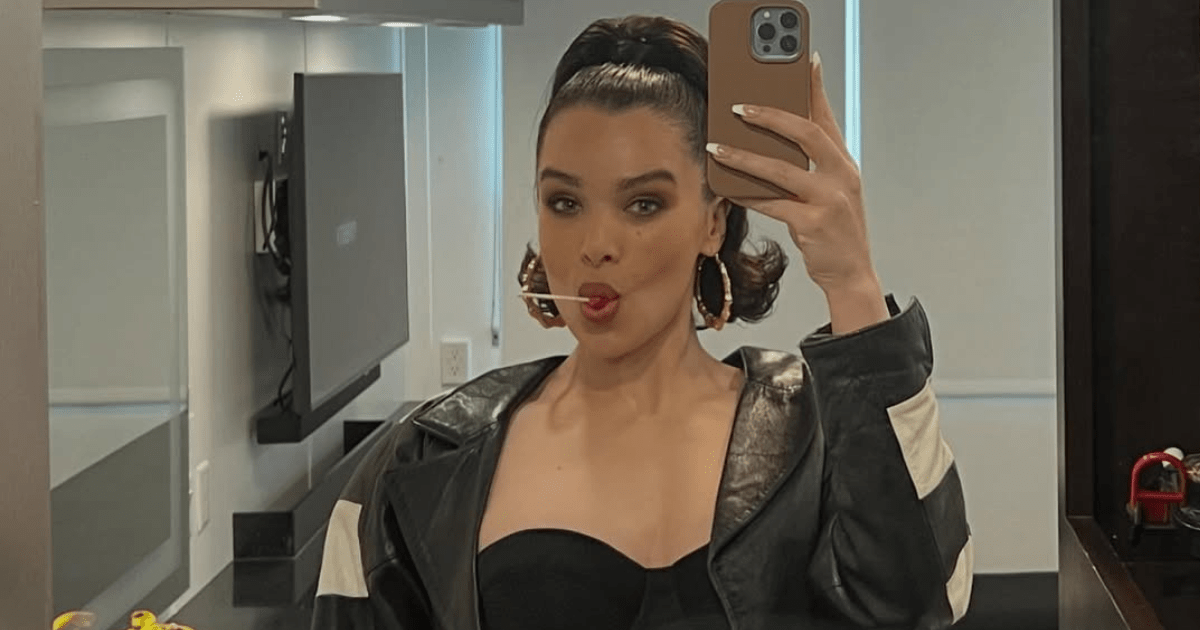 Hailee Steinfeld Brings Her Sinners Vampire to Life on Halloween ...
