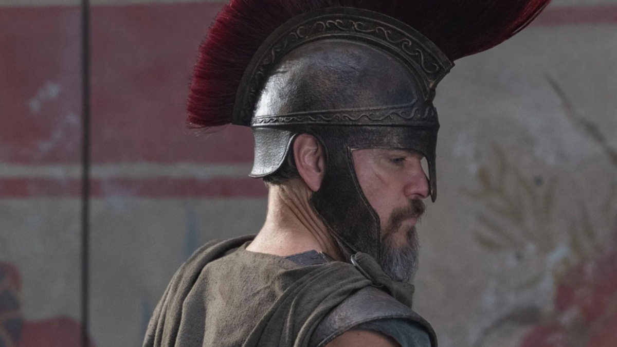 The Odyssey's New Photos Offer Fresh Look at Robert Pattinson's ...