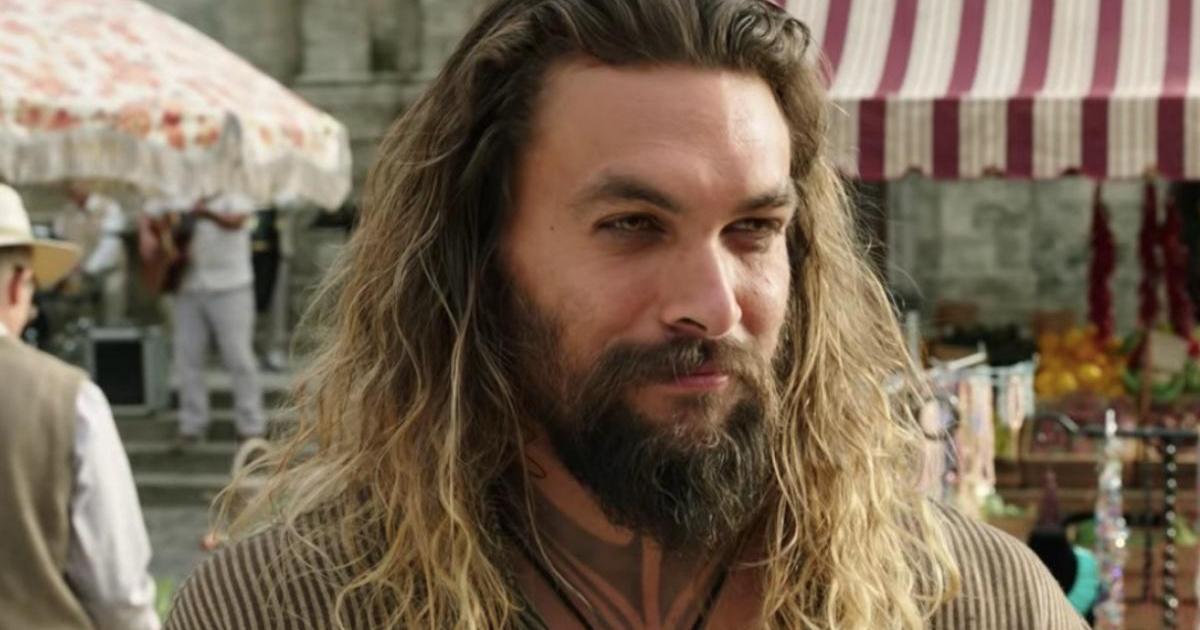 Jason Momoa’s Lobo Weapon in Supergirl Gets First Look - Comic Book ...