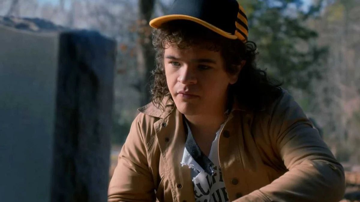 Stranger Things’ Gaten Matarazzo Reveals Dustin & Suzie’s Fate - Comic ...