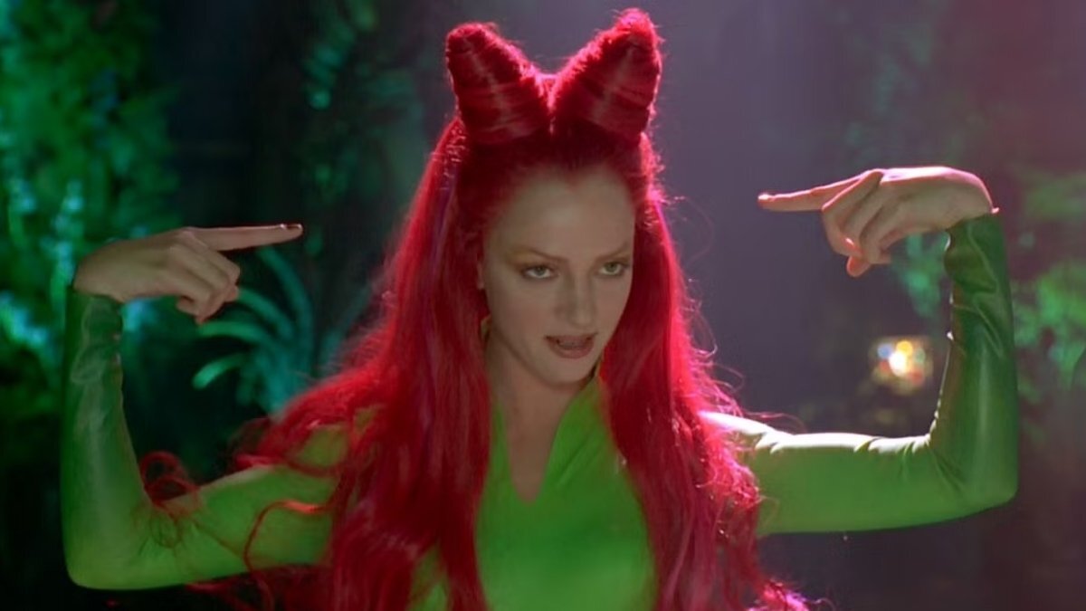 Poison Ivy’s Redesign Makes Absolute Batman Villain Unrecognizable ...