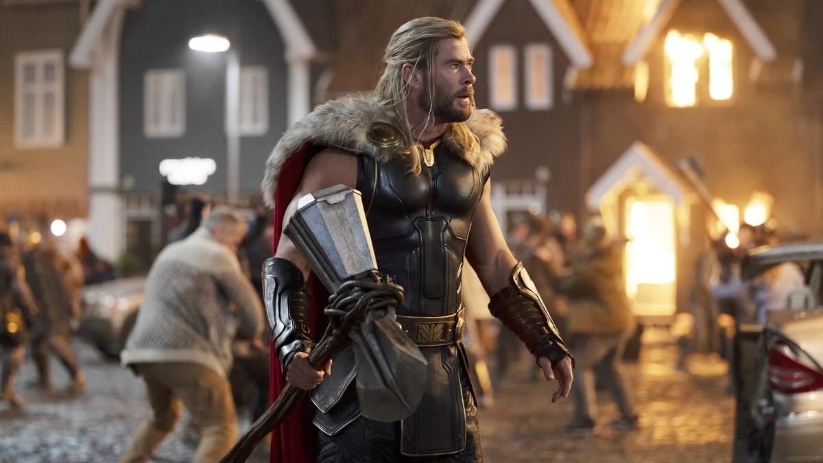 Thor: MCU’s Chris Hemsworth on Why Audiences Hated Love and Thunder ...