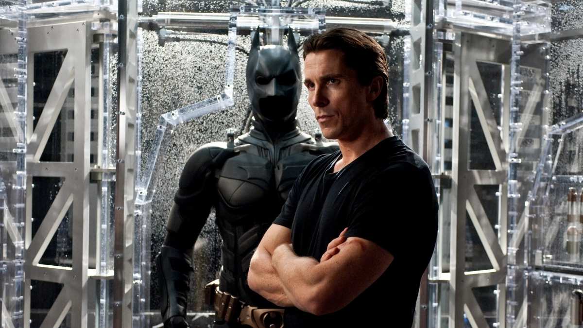 Zack Snyder on Why Christian Bale's Batman Wasn't Used in BvS - Comic ...