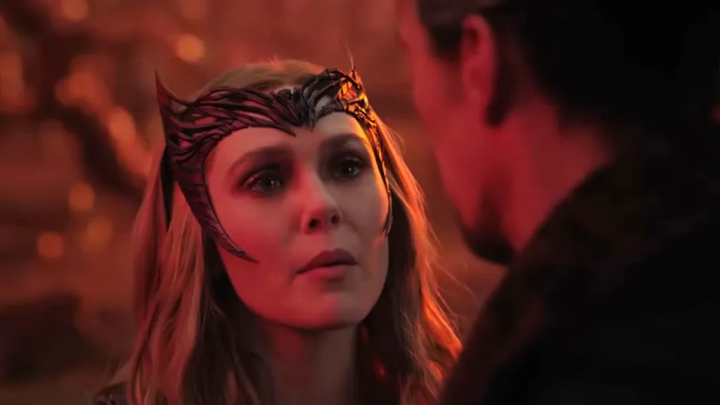 Elizabeth Olsen Poses With Doctor Doom Cosplayer in Viral Photo - Comic ...