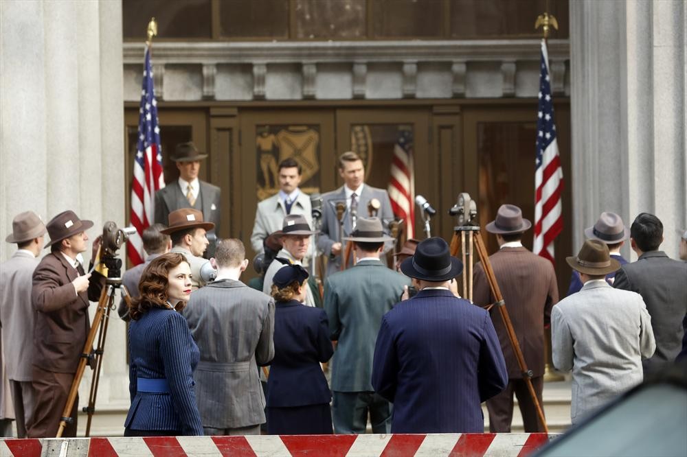 Nearly 40 Photos from the Season Finale of Marvel's Agent Carter ...