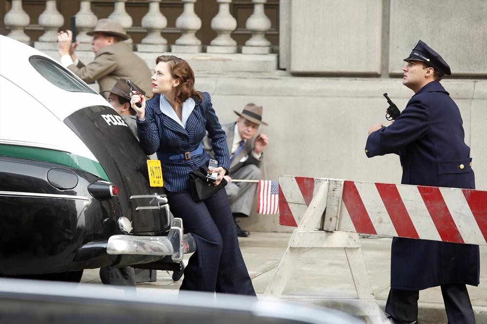Nearly 40 Photos from the Season Finale of Marvel's Agent Carter ...