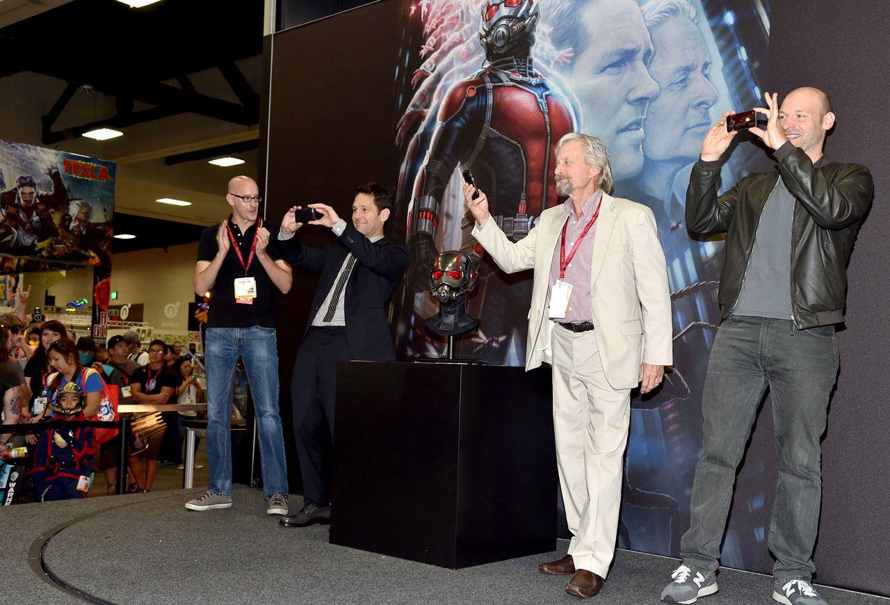Comic-Con: Avengers: Age of Ultron and Ant-Man Cast Videos and Photos ...