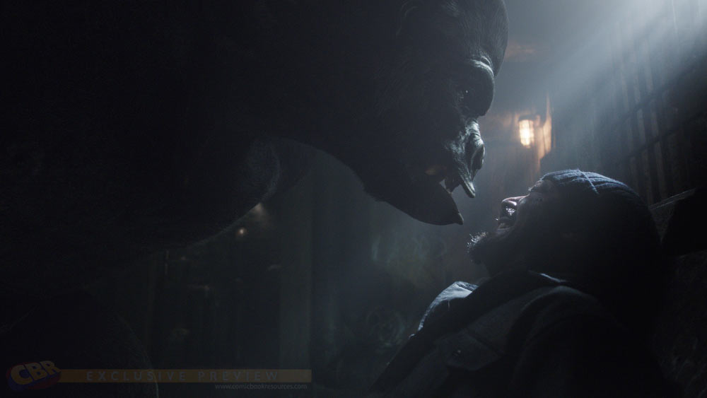 Grodd vs. Barry, and Oliver Returns in New Photos from The Flash ...
