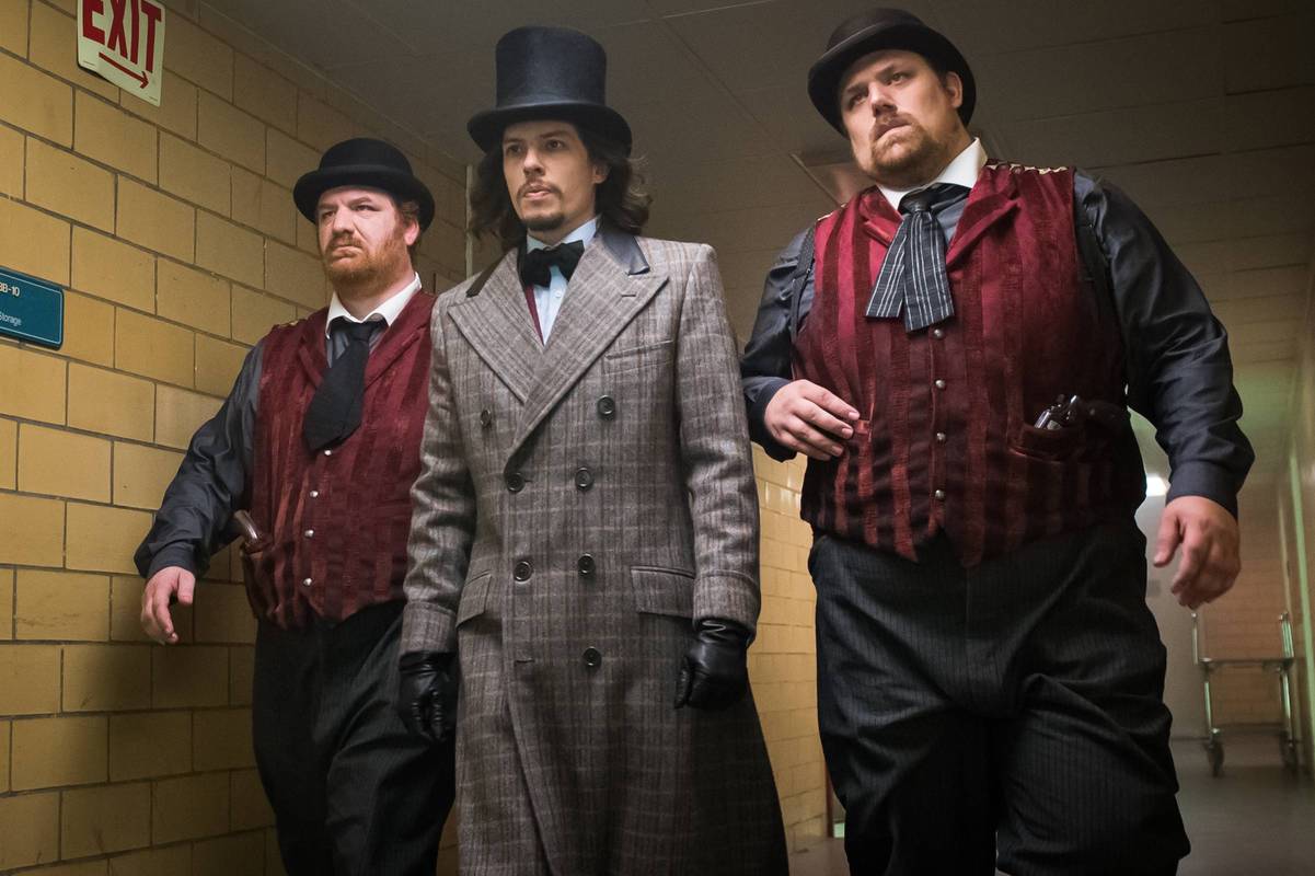 The Mad Hatter Earns his Moniker in Gotham Photos